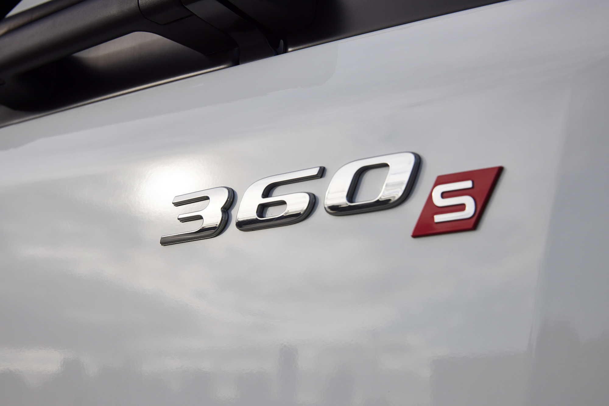 Shogun 360 8X4 | Fuso Truck & Bus